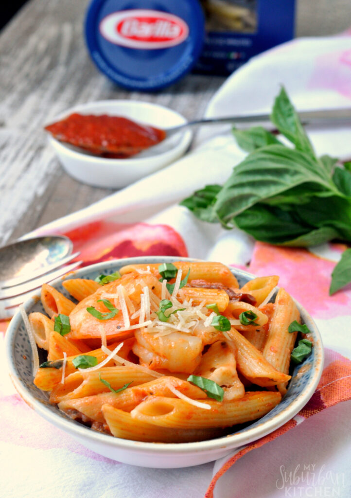 15 Minute Tomato Basil Mozzarella Pasta - My Suburban Kitchen